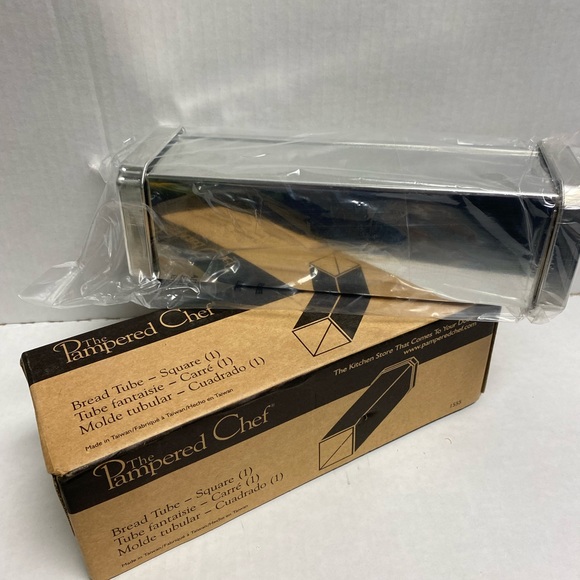 The Pampered Chef | Kitchen | New The Pampered Chef Bread Tube Square ...